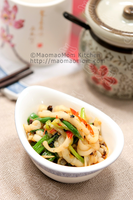 Squid stir fry in spicy garlic and fermented black bean sauce 豉蒜葱辣小鱿鱼 ...