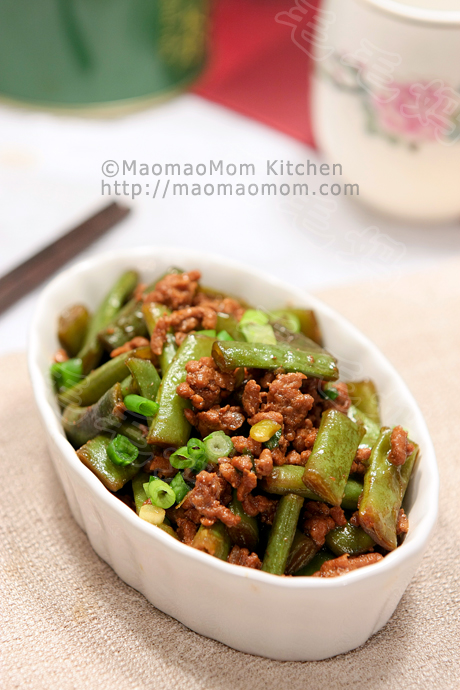 Braised flat beans and minced pork 肉末烧扁豆 | MaomaoMom® Kitchen 毛毛妈厨房